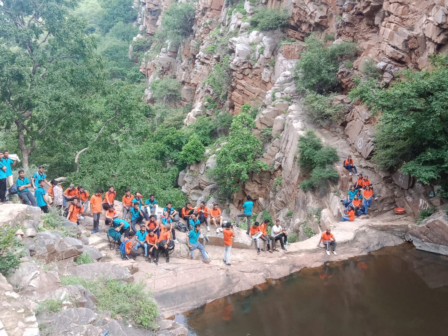Free IIT-JEE Coaching for Poor Students | Top Neurons